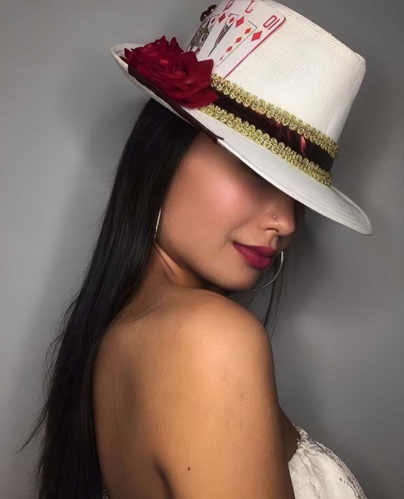 Maria Navalha | Tarot Online | Consultora | Ciganas do Oriente | Tarot ...